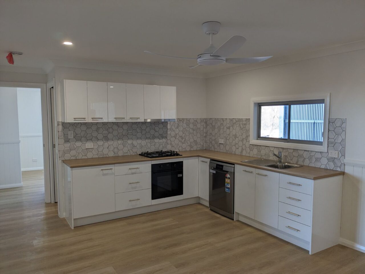 Unparalleled Comfort in Authentic Aussie Outback Shacks